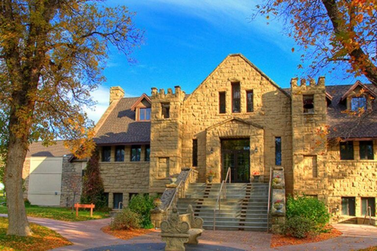 13 Best Colleges in Montana 2024 - Pocket Montana