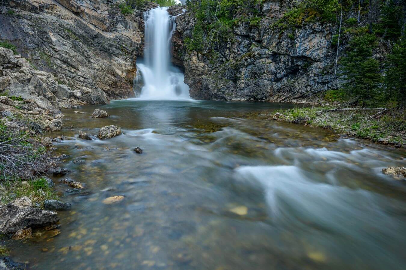 Running Eagle Falls: History, Hiking Trails, and Directions - Pocket ...