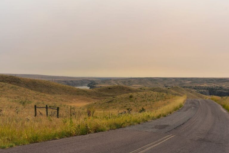 Montana's Physical Features: The Beauty of Diverse Landscapes - Pocket ...