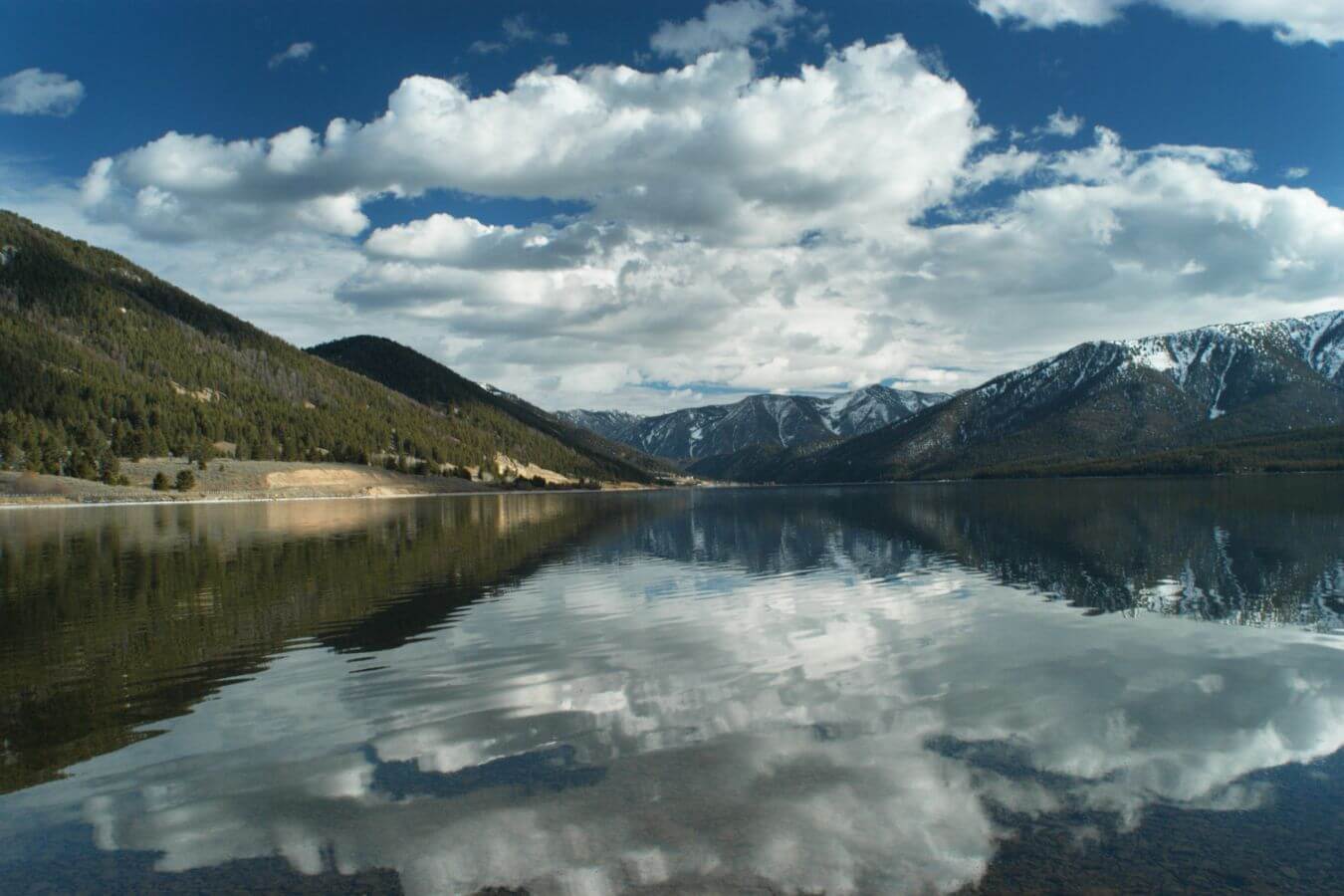 Boating in Montana: Rules, Top Spots, and Safety - Pocket Montana
