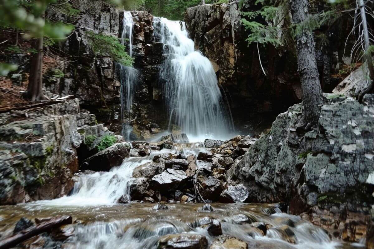 An Outdoor Lovers Guide To Memorial Falls Pocket Montana