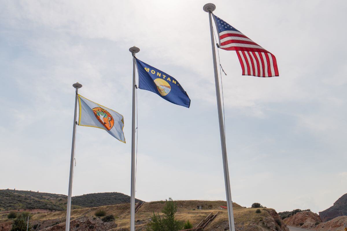 Montana Flag History and Meaning - Pocket Montana Travel & Tourism